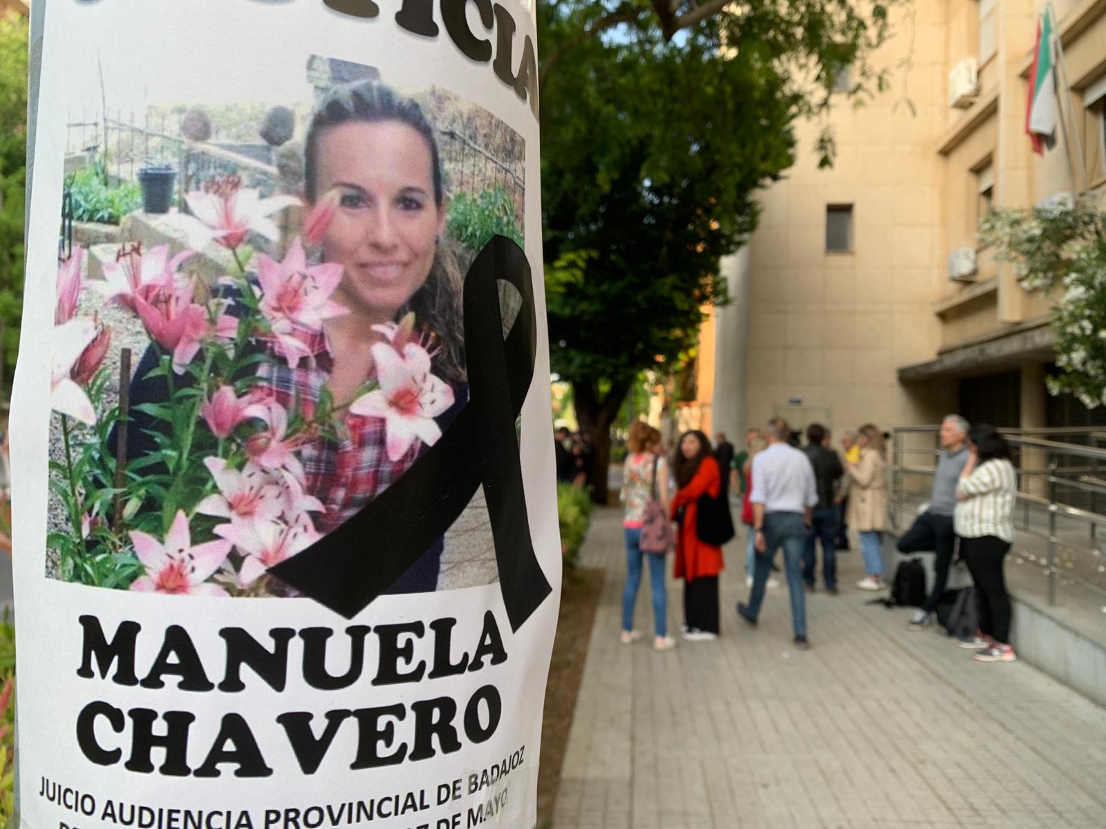 "Venimos demostrar la violación y el asesinato de Manuela Chavero"