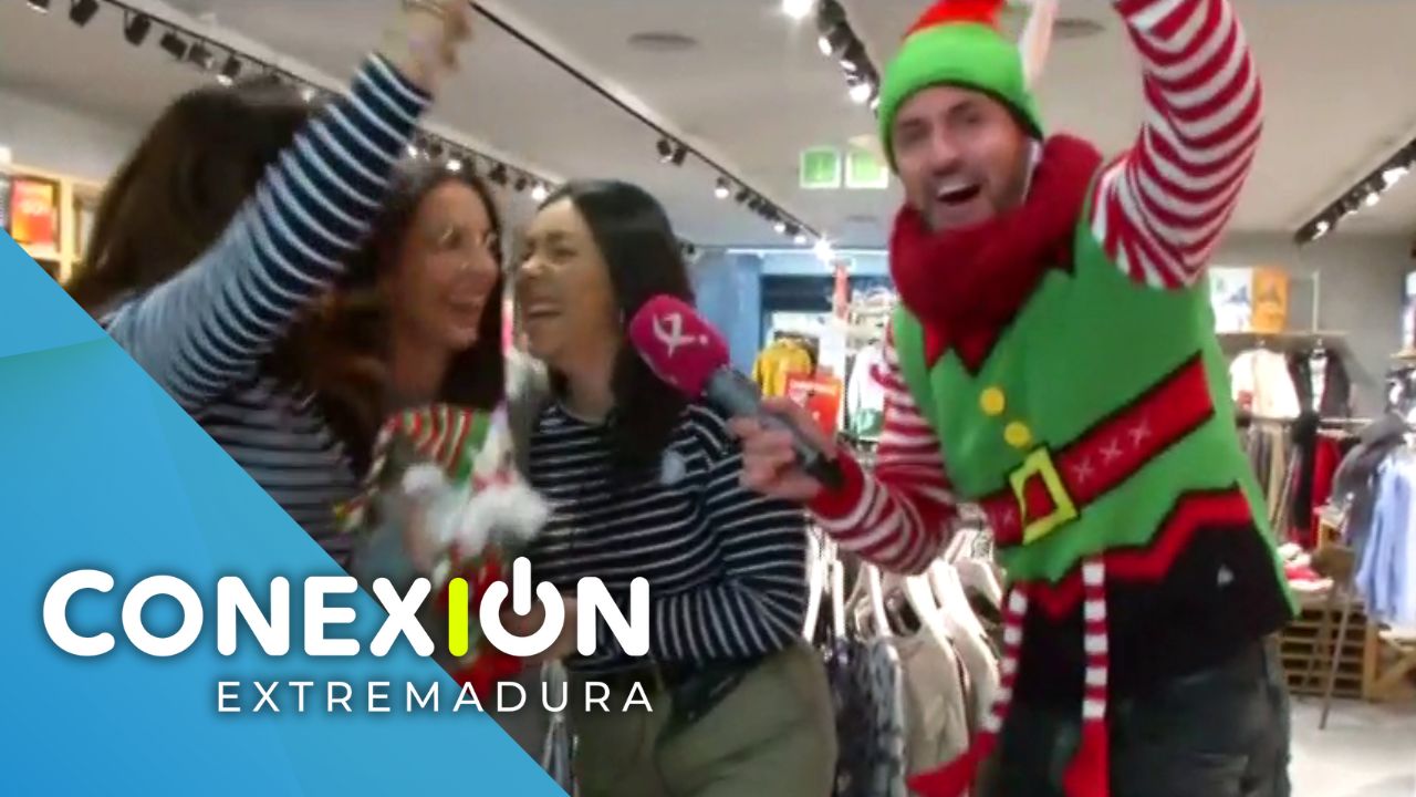 El elfo de la suerte llega hasta la ciudad de Cáceres | Canal Extremadura