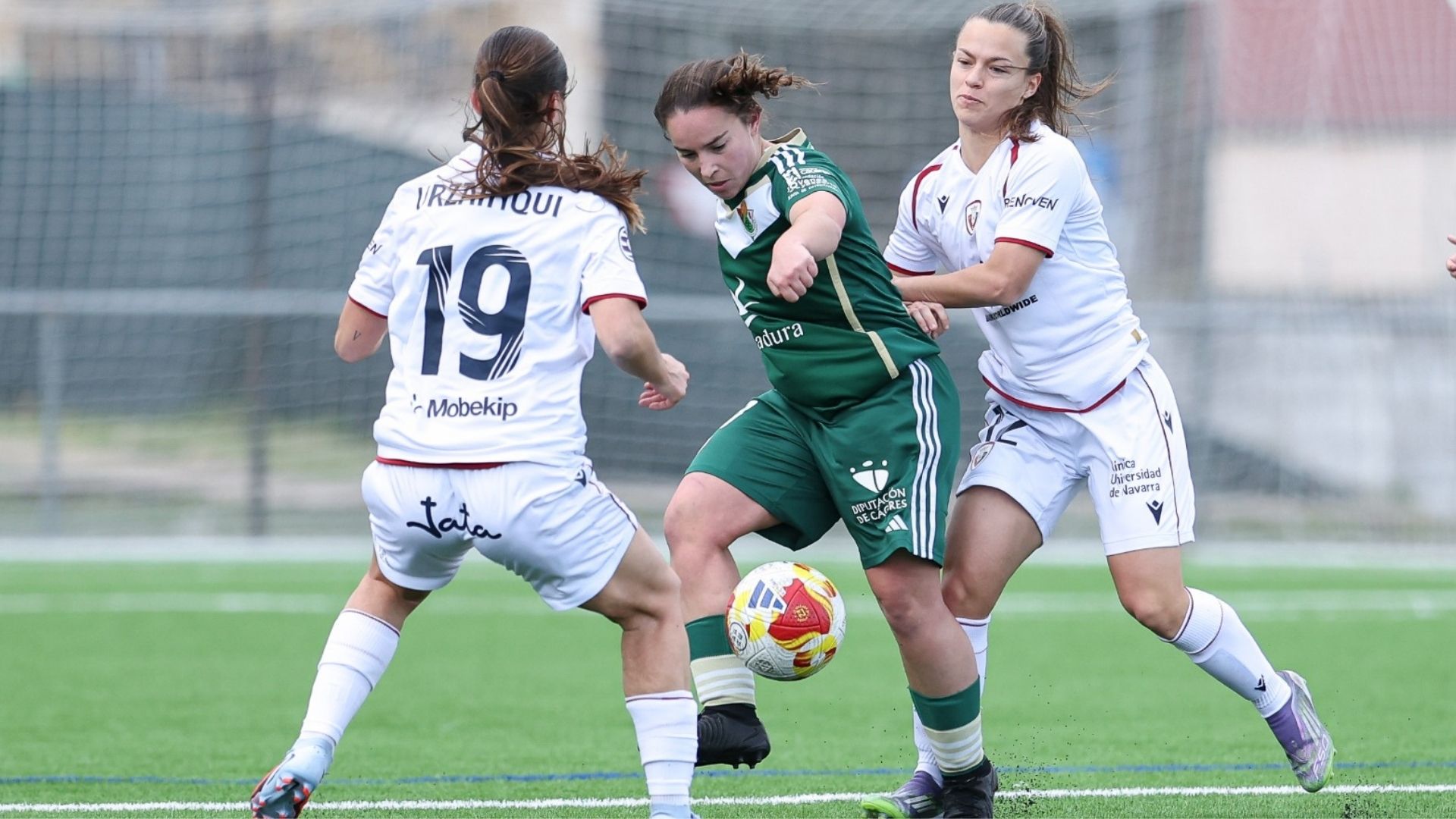 El Cacereño Femenino cae 1–3 ante Osasuna y se complica la lucha por la ...