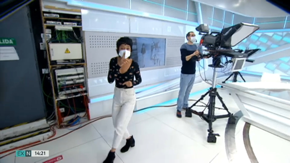 Conozca cómo se hace un informativo de televisión por dentro | Canal ...