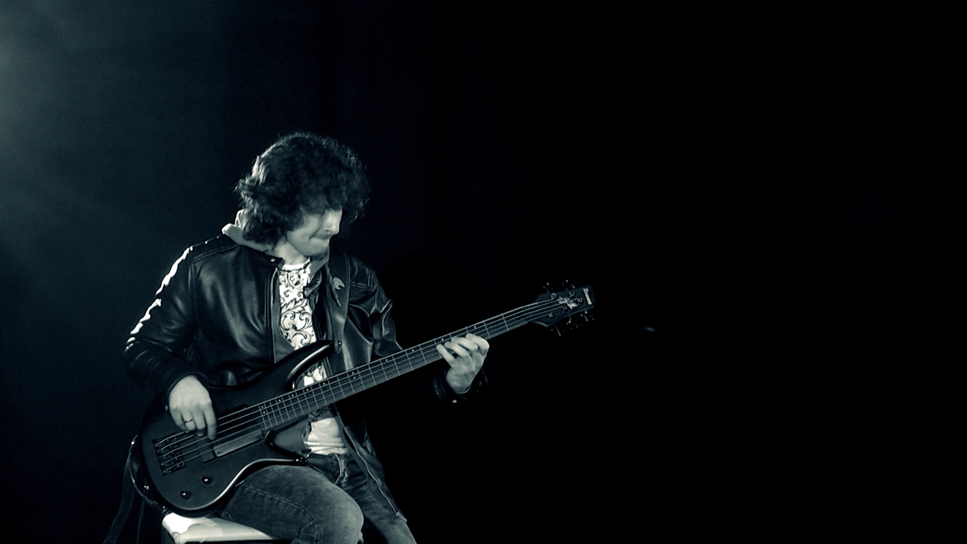 Rubén Rubio: “El bajo llegó a mí de rebote y terminó enamorándome ...