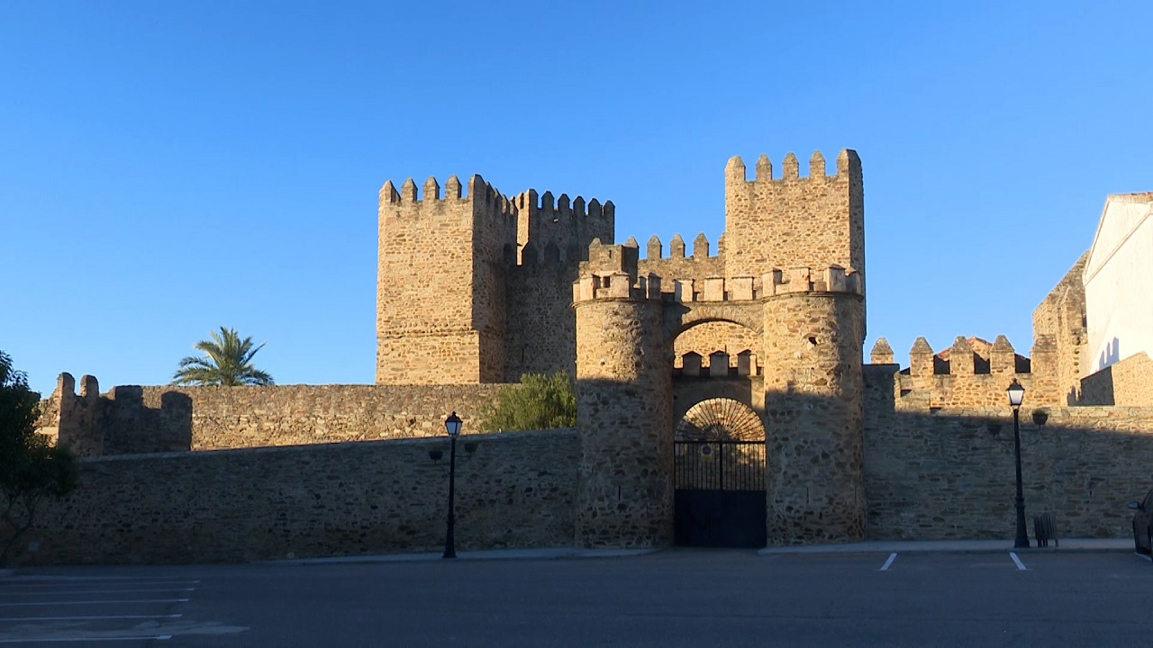 Monroy, un pueblo extremeño comprometido con su pasado y su rico ...