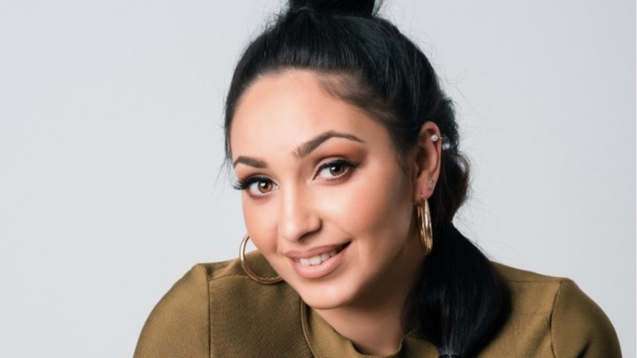 Indara presenta Juntos, su último single, en el que amor y discapacidad ...