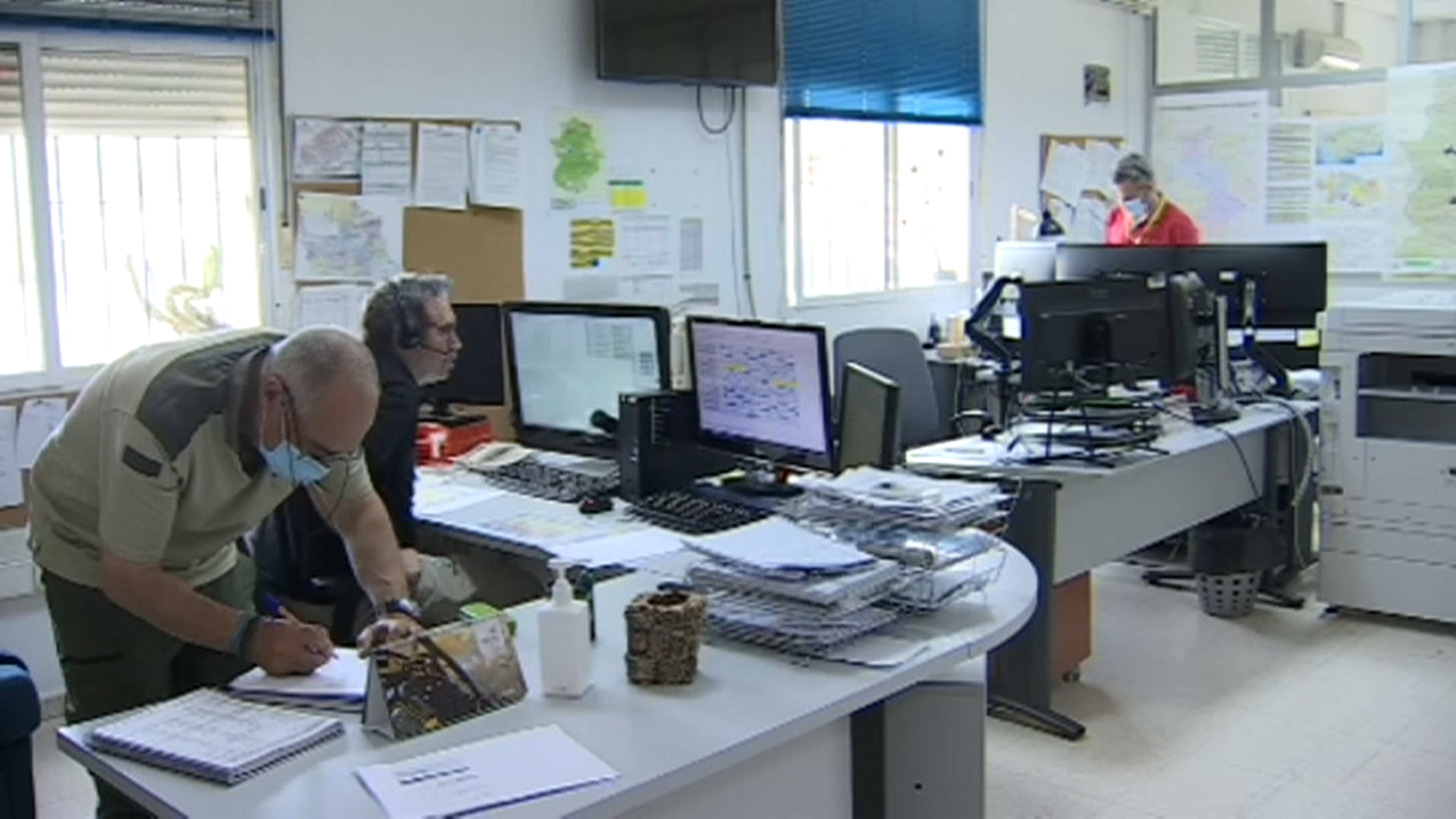 Máxima alerta en el centro de control del Infoex | Canal Extremadura