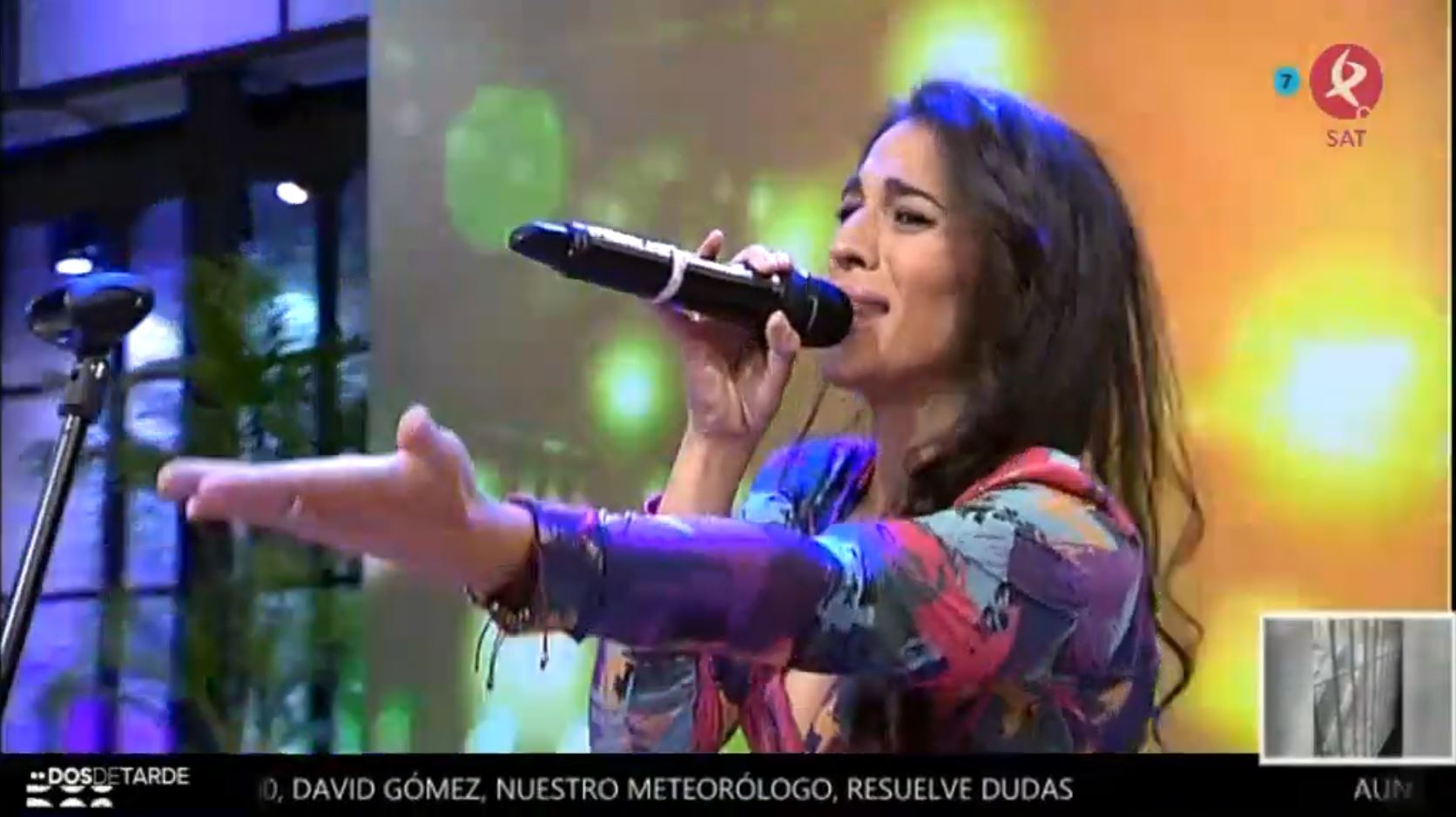 La cantaora cacereña Tamara Alegre interpreta su último éxito | Canal ...