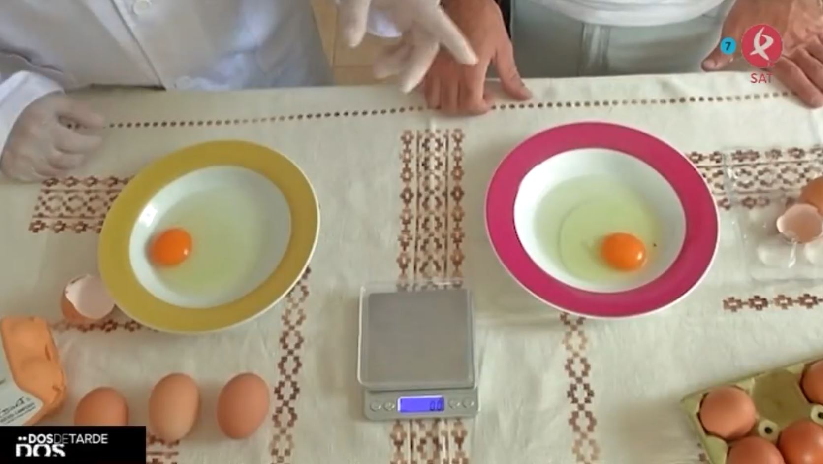 Así es como puedes distinguir un huevo de campo del que no lo es ...