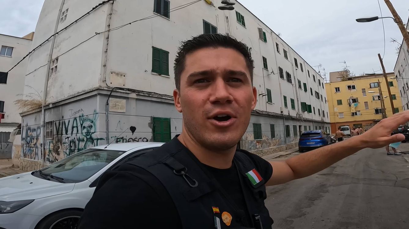 Zazza el Italiano, youtuber famoso por sus videos sobre los barrios más ...
