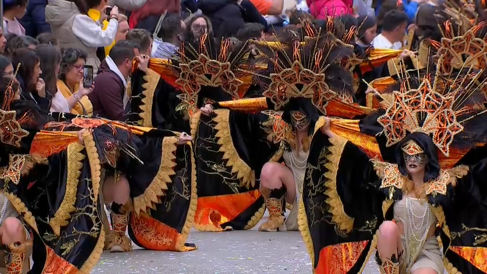 'Caribe' vuelve a ganar el desfile de comparsas, 18 años después ...