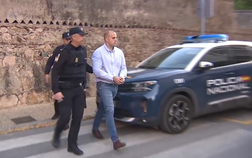 El asesino de Manuela Chavero recurre la prisión permanente revisable ...