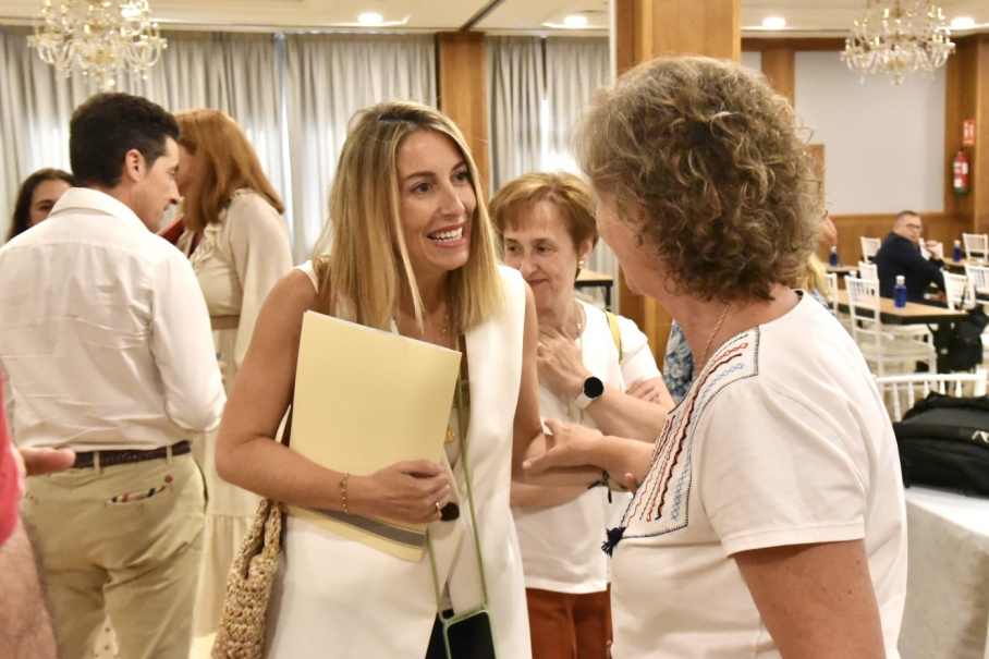 Guardiola tiende la mano a Vara para trabajar por una educación que ...